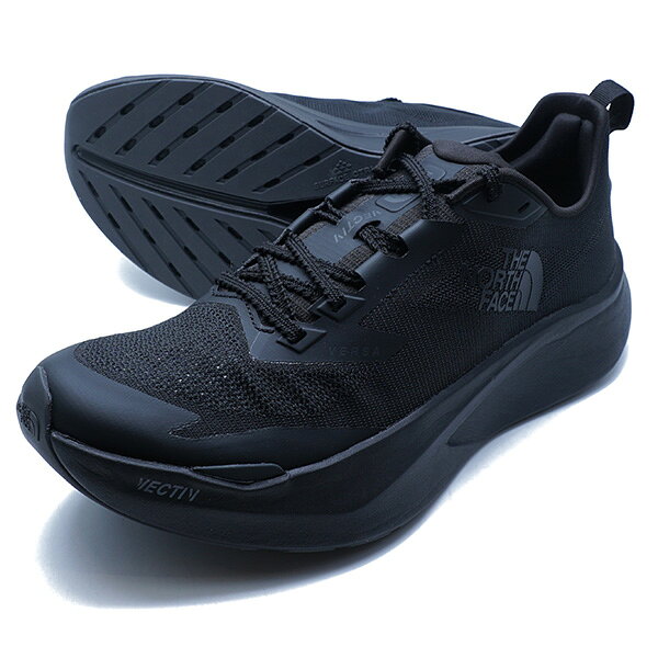 ランニングシューズメーカー：ノースフェイス THE NORTH FACEカラー：TNFブラック×TNFブラックアッパー：合成繊維アウトソール：ゴム底VECTIV TPUプレートを搭載した、SUMMIT VECTIV SKY2のジオロジックを...