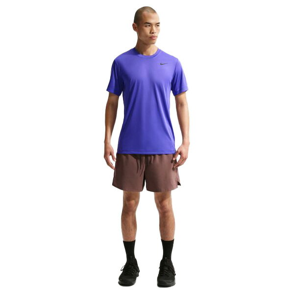ナイキ DF STD FLEX S/S TシャツMen's Dri-FIT Training T-Shirt滑らかで速乾性に優れた素材を採用した、着回しの利くトレーニングトップス。どんな動きでも快適に、さらりとした状態をキープできます。【カ...