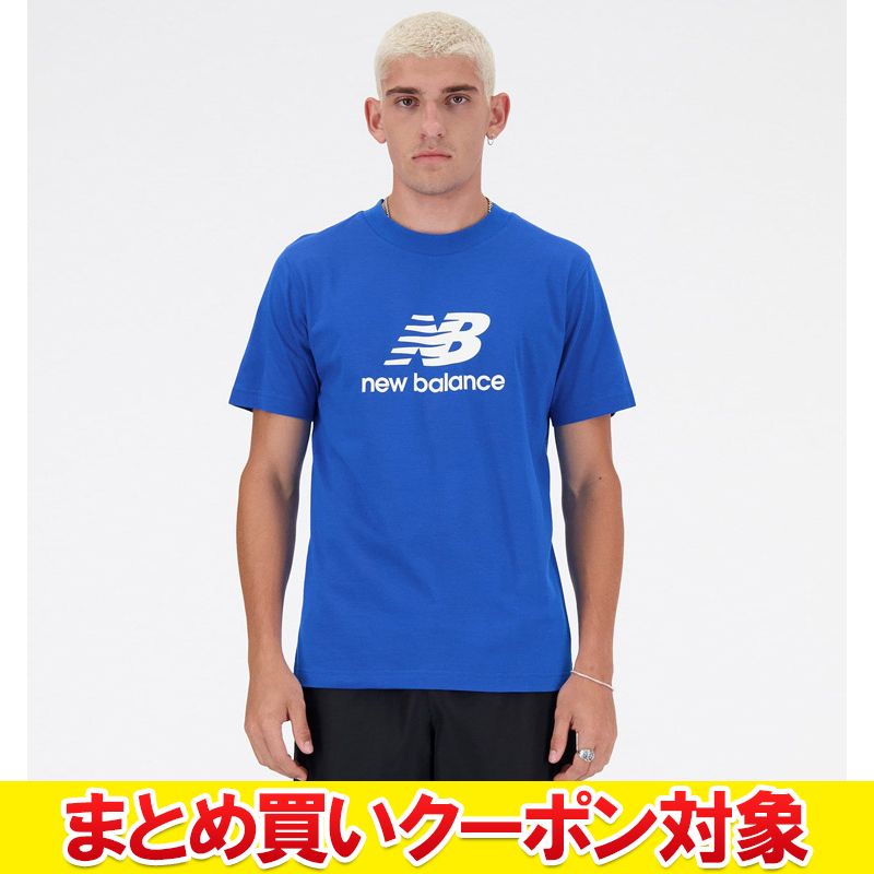 スタックドロゴが映える定番のショートスリーブTシャツ。肌触りのよいコットンを使用し、快適な着心地と汎用性のあるデザインで、スポーツからエブリディまで多彩なシーンで活躍します。【メーカー取り寄せ商品】 こちらの商品はメーカー手配の為、完売の場...