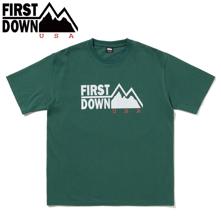 【デザイン】 シンプルながらもインパクトのあるFIRST DOWN USAロゴをフロントに配置したTシャツ。 ユニセックスで着用可能なリラックスフィットシルエット。 【素材】 ドライな質感と程よいハリ感が特徴の天竺素材を使用。 洗濯を重ねて...