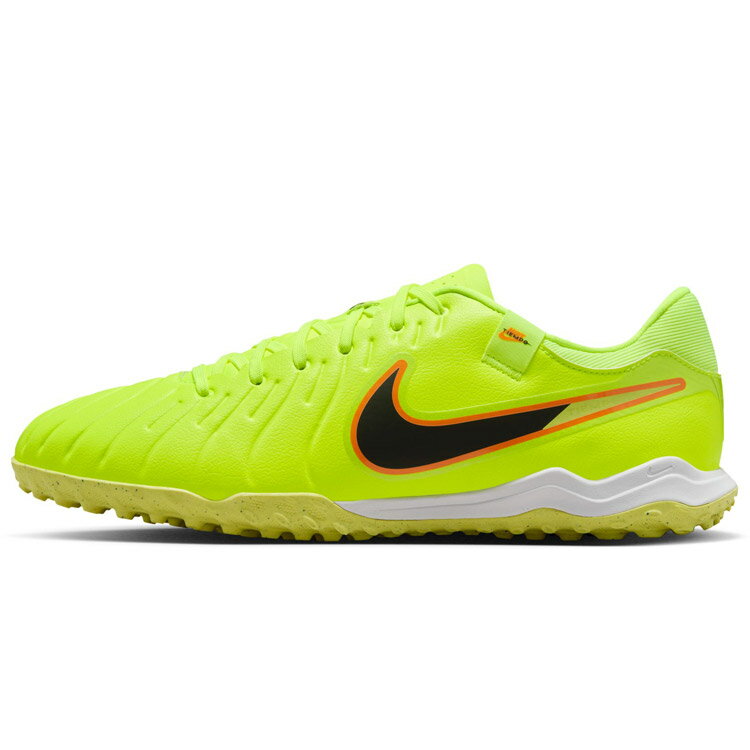 レジェンドも進化します。ゲームを次のレベルに引き上げるために作られた、アカデミーシューズの最新モデルは、新しいエンジニアードレザーのFlyTouchLiteを使用。天然皮革よりも柔らかく、足にぴったりフィットしてほど良い伸縮性があり、ゲーム...