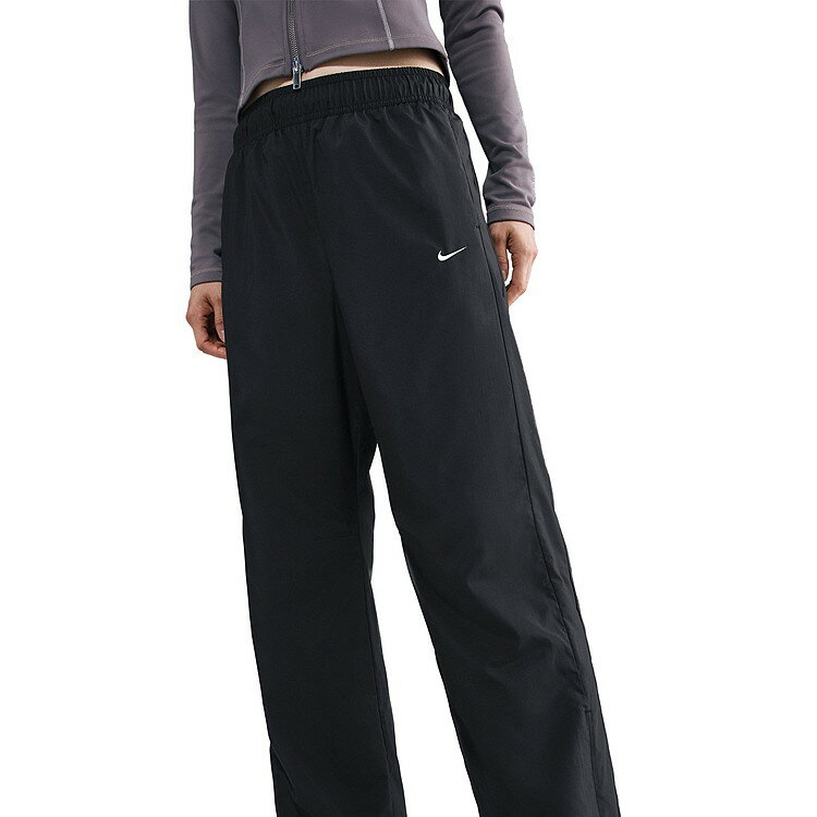 軽量タフタ素材を使用し、ドレープ感のあるシルエットに仕上げたパンツ。 裾のジッパーでスタイルをアレンジできます。【メーカー取り寄せ商品】 こちらの商品はメーカー手配の為、完売の場合もございます。在庫の有無・納期のご連絡はご注文受付メールにて...