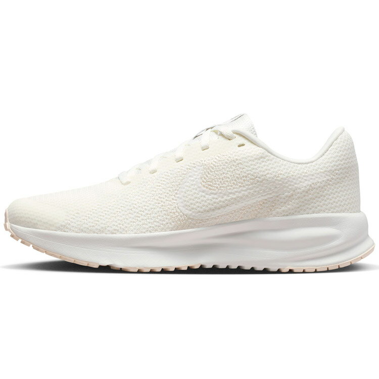 新しいナイキ デファイを履いて、自分のルールで走ろう。フォームミッドソール、通気性に優れたアッパー、しっかりしたトラクションを組み合わせて、どんな距離やペースのランにも最適な一足に仕上げました。アッパーにメッシュ素材を使用し、通気性を強化。...