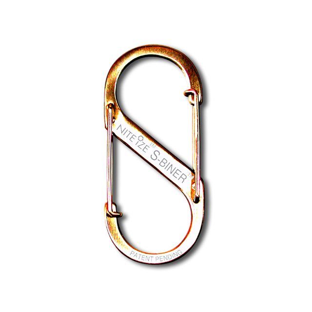 ●メーカー名：ナイトアイズ / NiteIze●商品名：S-BINER BRASS●サイズ ＃4（90×38mm）・サイズ：＃2（50×22mm）はこちら・サイズ：＃3（66×28mm）はこちら●メーカー品番：JAN_00946640270...