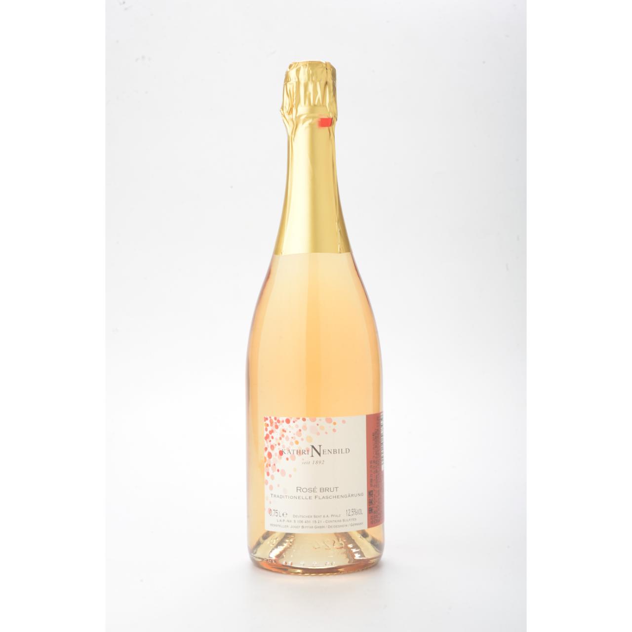 生産者：カトリーネンビルト 産地：ドイツ ヴィンテージ： 内容量：750ml 品種：シュペートブルグンダー主体 商品説明： 瓶内二次醗酵。しっかりしたストラクチャーを持ち合わせた本格派のロゼ・ゼクト。フレッシュながらほのかな苦みを伴った味わ...