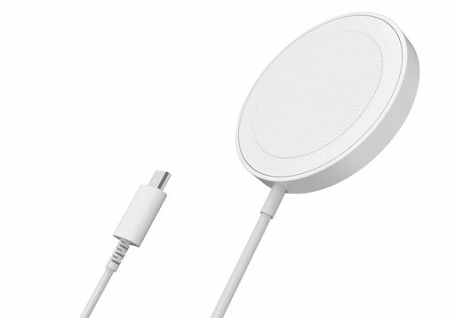 MagSafe対応:強力マグネットで本体をスマートフォンに吸着させ充電します。 ワイヤレススピード充電:iPhoneシリーズへ最大7.5W出力、Android端末には最大15W出力でスピード充電が可能です。※USB-Cポート搭載のUSBPD...