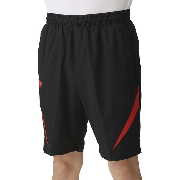 チーム用の布帛ハーフパンツです。フィットシルエットですっきり見えるパターンを採用しています。5連アリーナマーク使用デザインです●カラーBKRD：ブラック×レッド●素材ARNウーブン●原産国中国