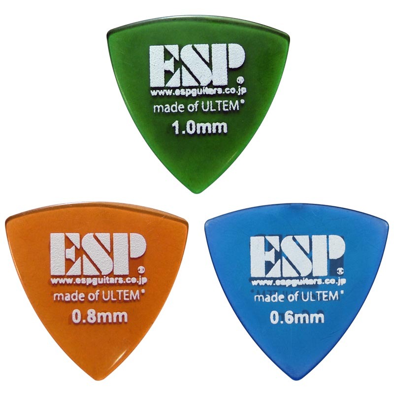 トライアングル型。人の爪に近い素材と言われるウルテムを使用しています。材質：ウルテム厚さ：PD-PSU10 Green 1.0mmPD-PSU08 Orange 0.8mmPD-PSU06 Blue 0.6mm※材料の特性上、ブルーの色味が...