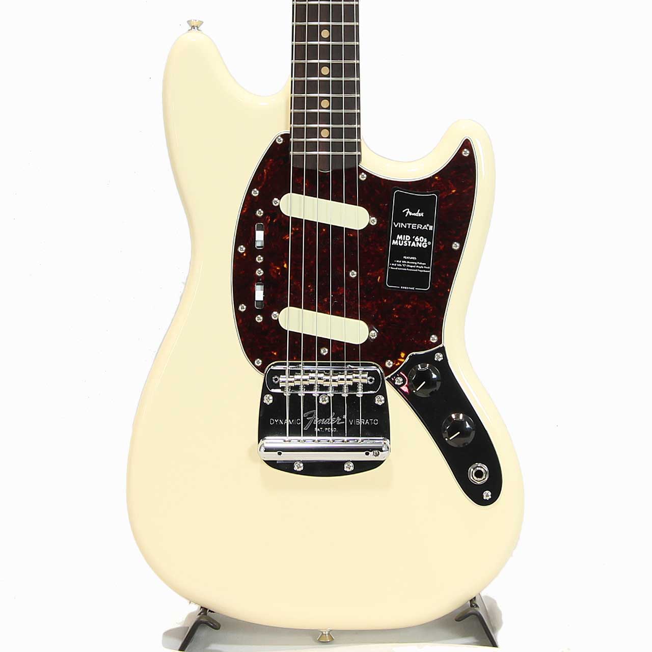 Vintera IIIシリーズは、50年代、60年代、70年代の象徴的なFenderギターのルックス、フィール、そしてトーンを忠実に再現した、細部までこだわったヴィンテージ復刻モデルをラインナップしています。&nbsp; Vintera I...