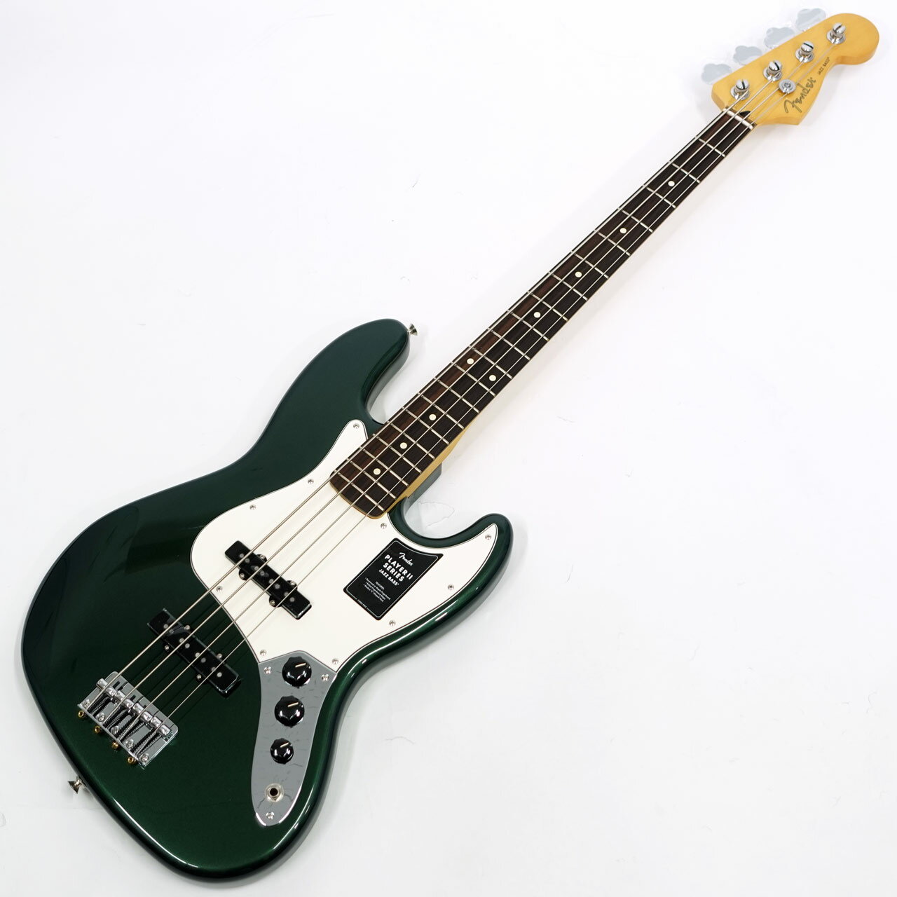 FENDERエレキベースの代表モデル、ジャズベース。 1951年にレオ・フェンダーの手によりプレシジョンベースがデビュー、そして1960年に後継機種としてジャズベースが登場して以降、現在に至るまで長きに渡り音楽シーンを支え多くのフォロワーを...