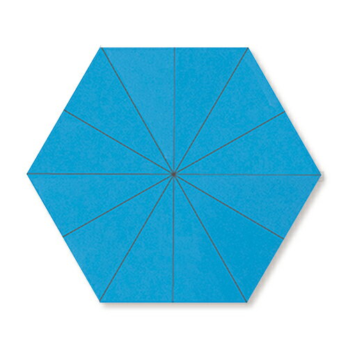 童具館《ケルンモザイク45六角》は、大きさは一辺45mmを、色は三原色三補色を基本に構成されています。抽象的に並べてみたり、あるいは具象的に形を作ってみたりして色や形の構成を楽しみます。そうすることによりその色や形の関係性を直感し、美的な感...