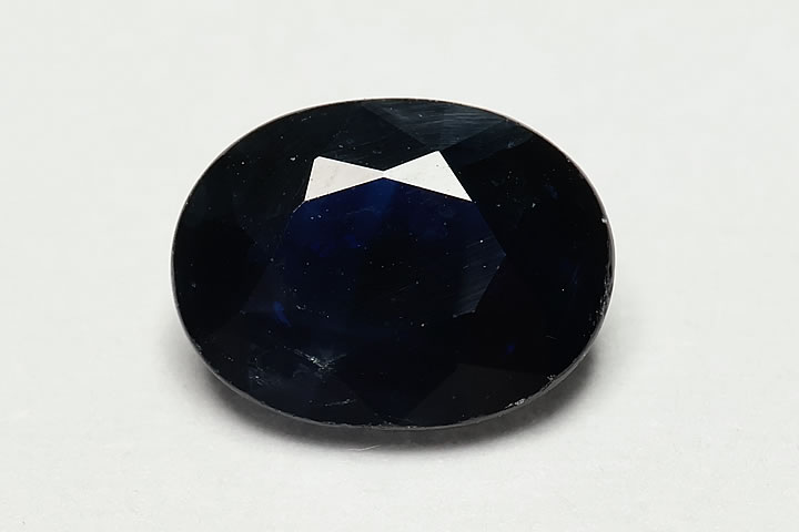 8×6×3mm　1.30ct　 マダガスカル産　