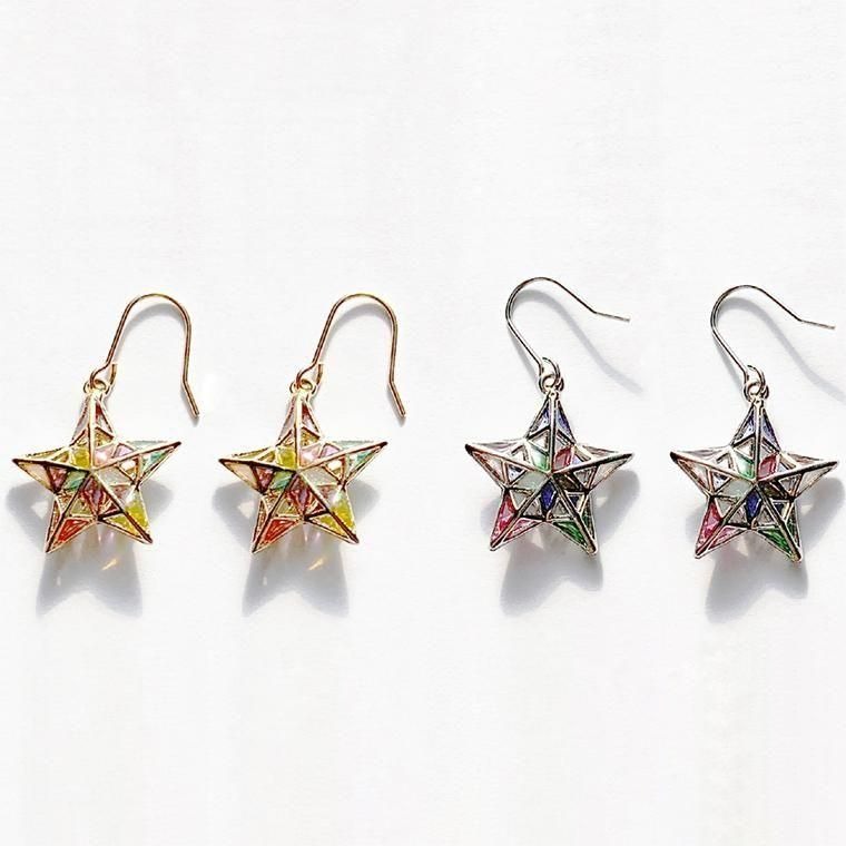 moro etoile ピアス ：zoule（ゾーラ）エキゾチックな星のステンドピアス。幸運のモチーフでもある星を身につけて運気アップも⭐︎サイズ全長：2.7cm仕様・素材真鍮樹脂生産国日本その他ブランド紹介zo...