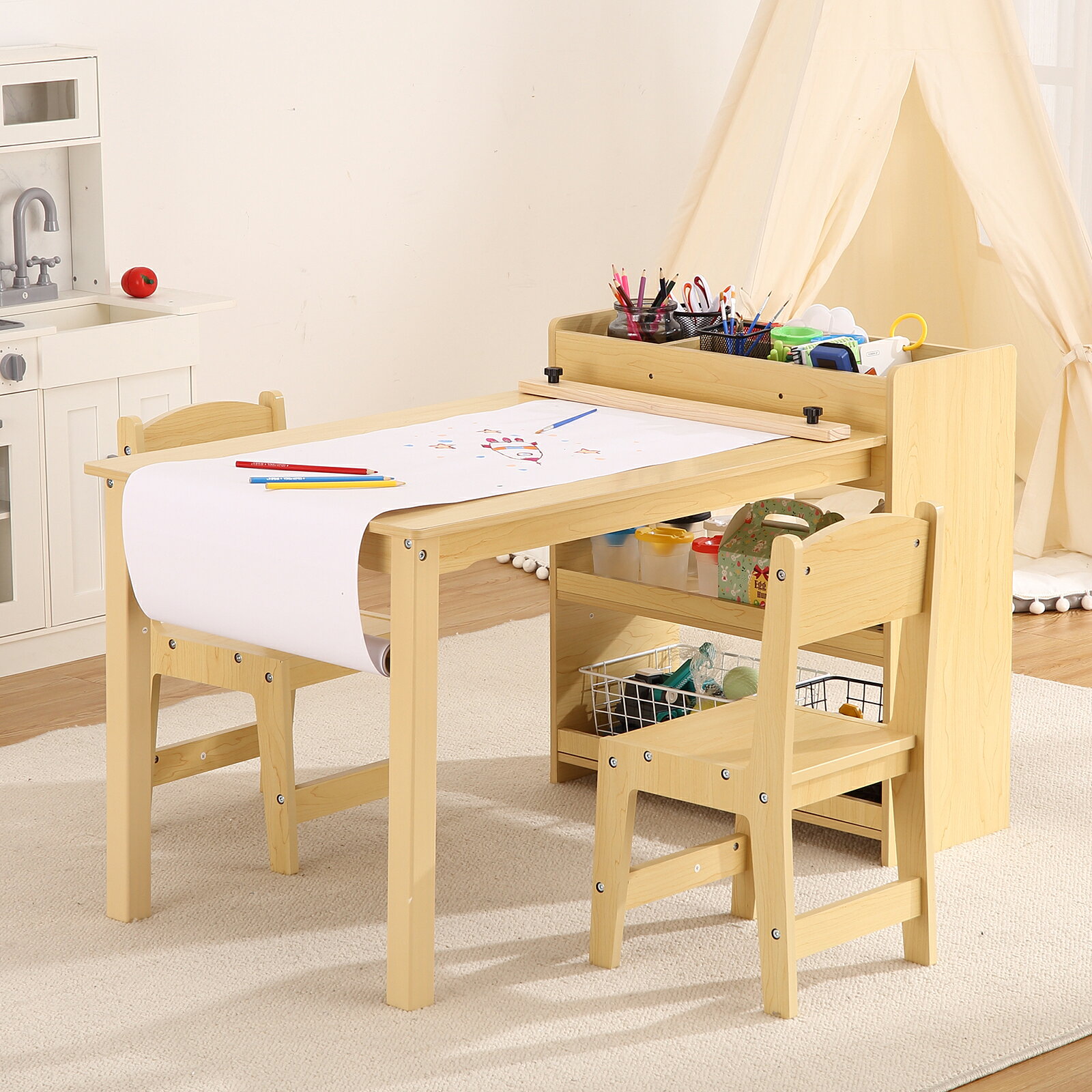 商品名子供デスク商品情報サイズ： テーブル：幅107×奥行58×高さ63cm 椅子：幅27×奥行27×高さ56cm 耐荷重：テーブル50kg、椅子1脚あたり20kg商品特徴多用途に使えるワークスペース お絵描きデスク、工作テーブル、宿題スペ...