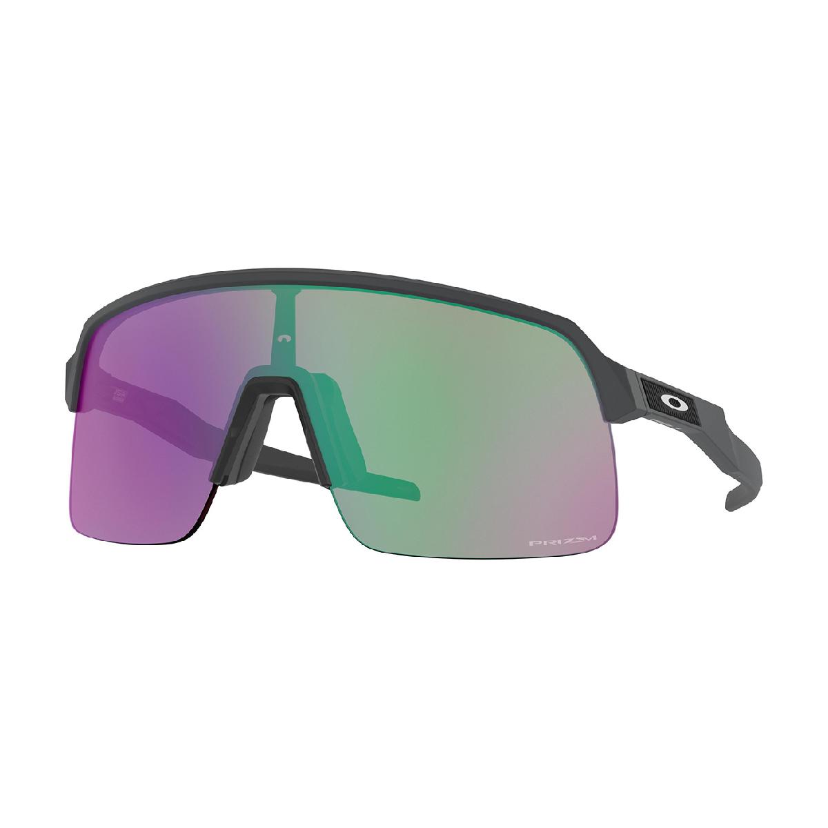 SUTRO LITE (A) サングラスオークリー / OAKLEY商品の特徴Sutro（スートロ）ファミリーの人気のデザインに、視界がさらに広くなったセミリムレスタイプが加わりました。アーバンサイクリストの日常をイメージし、深く巻き込むよ...
