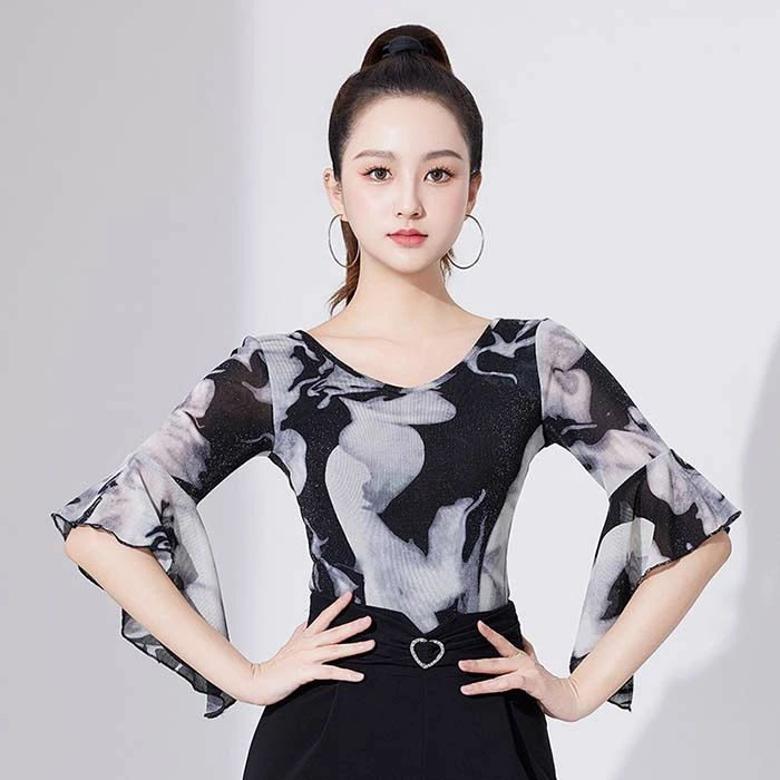 BorderColor="#FFFFFF"> 商品 ダンストップス 素材 ナイロン サイズ M 着丈52cm　バスト76cm　袖丈25cm　体重40-45kg L 着丈53cm　バスト80cm　袖丈25.5cm　体重目安45-50kg XL...