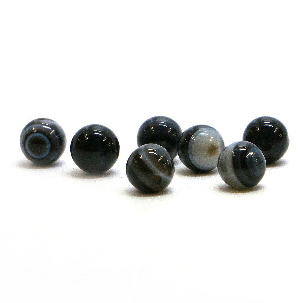 【ビーズサイズ】8mm 【形】丸玉 ※ビーズサイズは0.5mm前後の誤差がある場合がございます 【商品説明】 天眼石（てんがんせき）は瑪瑙、アゲートの一種で丸い目玉模様にトリミングされた部分を使用したものをいいます 天眼石はダライラマ14世...