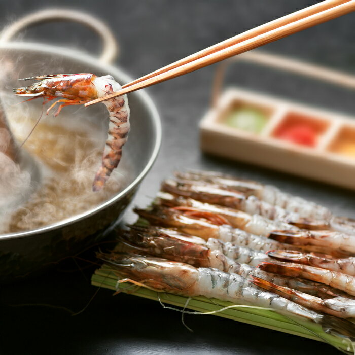 内容／車海老しゃぶしゃぶ用(養殖・頭付)12尾、和風スープ250g、ポン酢15g・もみじおろし3g×各4袋 箱サイズ／350×240×80mm アレルゲン／小麦・えび 賞味期限／冷凍30日 大分県産の新鮮な車海老を、丁寧に殻をむき、背わたを...