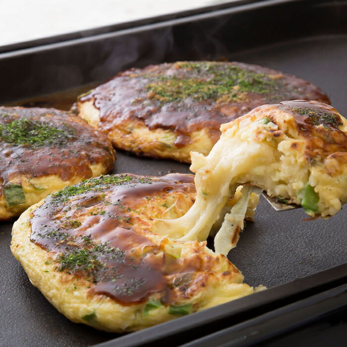 内容／お好み焼(京都ぽーく玉・いか玉・もちチーズ玉)各200g×2枚、ソースセット(濃厚ソース25g、かつお節粉末0.5g、あおさ0.2g)×6 箱サイズ／225×185×175mm アレルゲン／卵,乳,小麦 賞味期限／冷凍540日 京野菜...