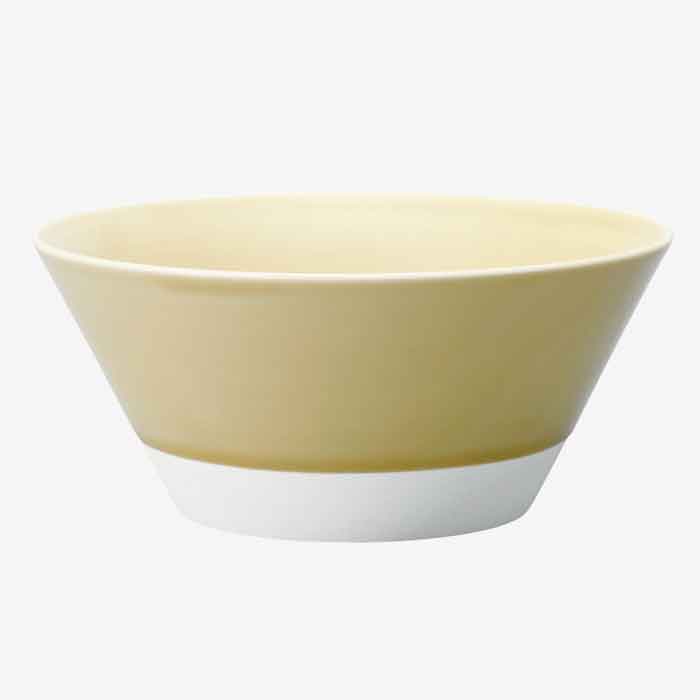 1個の仕様 商品サイズ／φ17.5×H8cm 材質／磁器 商品容量／970ml 商品重量／420g 材質／磁器 産地／波佐見 シンプルな形状をベースにした絵付や色釉などの表現技法を、それぞれ得意とする窯元が担当。職人の技術を活かした、遊び心...
