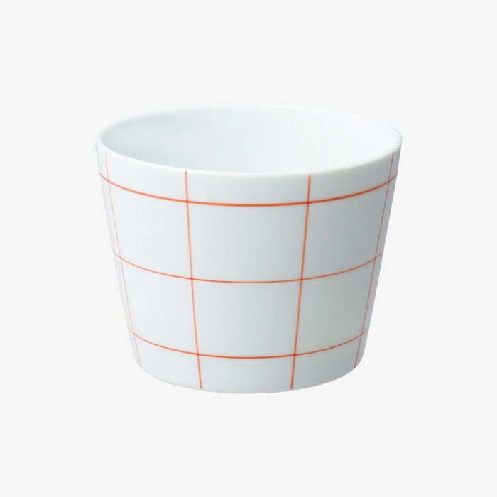 1個の仕様 商品サイズ／φ8×H6cm 材質／磁器 商品容量／160ml 商品重量／100g 材質／磁器 産地／波佐見 シンプルな形状をベースにした絵付や色釉などの表現技法を、それぞれ得意とする窯元が担当。職人の技術を活かした、遊び心のある...