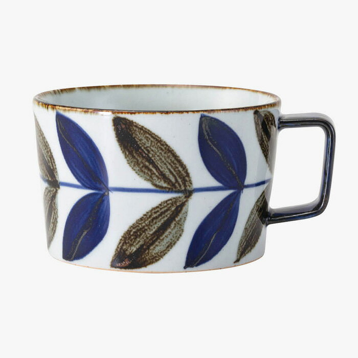 1箱の仕様 商品サイズ／φ11×H7cm 材質／陶器 容量／375ml 重量／290g 産地／波佐見 藍色と茶色のコントラストが目を引くのリーフ柄のシリーズ。 全体の印象を引き締めてくれる口サビや、陶器ならではの温かみもポイントです。 《F...