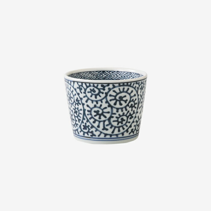1個の仕様 商品サイズ／φ8×H6.5cm 商品容量／200ml 商品重量／150g 材質／磁器 産地／波佐見　