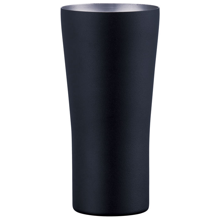 《1箱の内容》 商品／φ77×161mm 箱サイズ／82×82×170mm 材質／ステンレス鋼（ブラック：ポリエステル樹脂塗装、ステンレス：アクリル樹脂塗装） 中国製 家で飲む、最高の1杯のために。 飲み心地にこだわった究極のビアタンブラー...