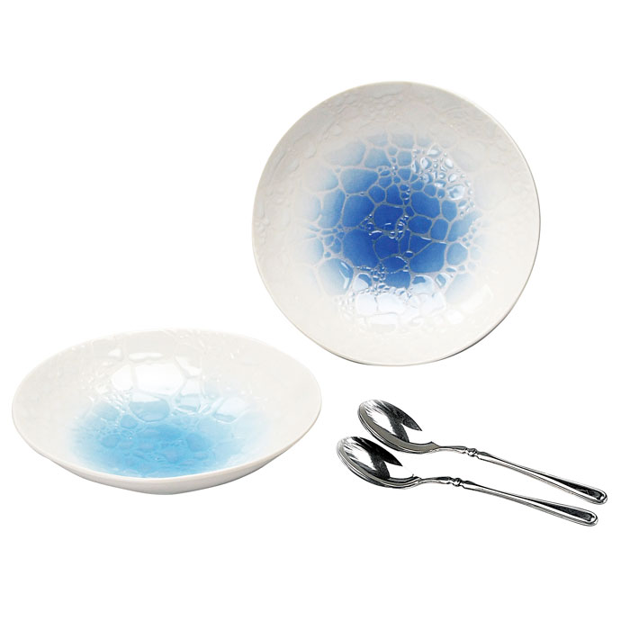1箱の仕様 商品／カレー皿φ215×47mm×2・ステンレススプーン185mm×2 箱サイズ／225×228×70mm 材質／カレー皿：磁器・ステンレススプーン：ステンレス 重量／1100g 生産国／日本＜br＞ギフト対応
