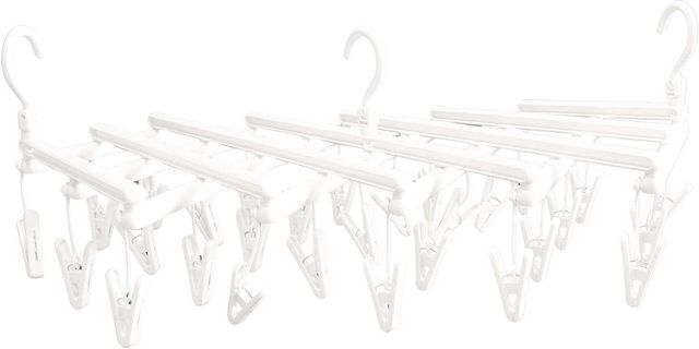 商品説明蛇腹式で伸縮するピンチ付き角ハンガー。洗濯物を干したり、取り込む際の作業に合わせて、また、干し場のスペースに応じて幅を調整しながら使用できる。使わない時は、縮めてコンパクトに収納できる。商品詳細カラーホワイトサイズ(cm)幅83×奥...