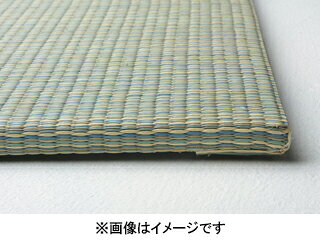 商品説明サイズ(cm)：82×82×1.5　厚み(mm）：15素材：表面：い草100％ 中材：ポリエチレン・ポリスチレン 裏面：不織布（滑りにくい加工付 裏面5カ所）機能：抗カビ・消臭洗濯：洗濯機不可すべり止め：ありホットカ−ペット床暖房：...