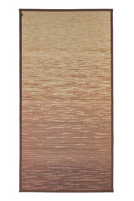 商品説明サイズ(cm)：80×160　厚み(mm）：4素材：表面：国産い草100％ 裏面：不織布（滑りにくい加工） 縁：綿100％機能：抗菌消臭・防カビ洗濯：洗濯機不可すべり止め：ありホットカ−ペット床暖房：非対応原産国：日本『せとのと』と...