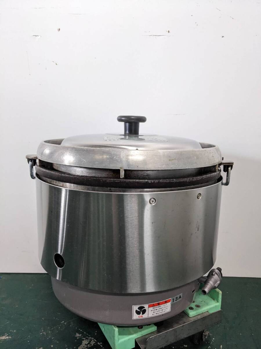 お電話でのお問い合わせ時にお伝えくださいこちらの商品のお問い合わせは、下記の管理番号をお伝えいただくとスムーズです。管理番号：D519電話注文・在庫確認・商品状態の確認時にご利用ください。業務用 ガス炊飯器 中古 リンナイ RR-30S2 ...