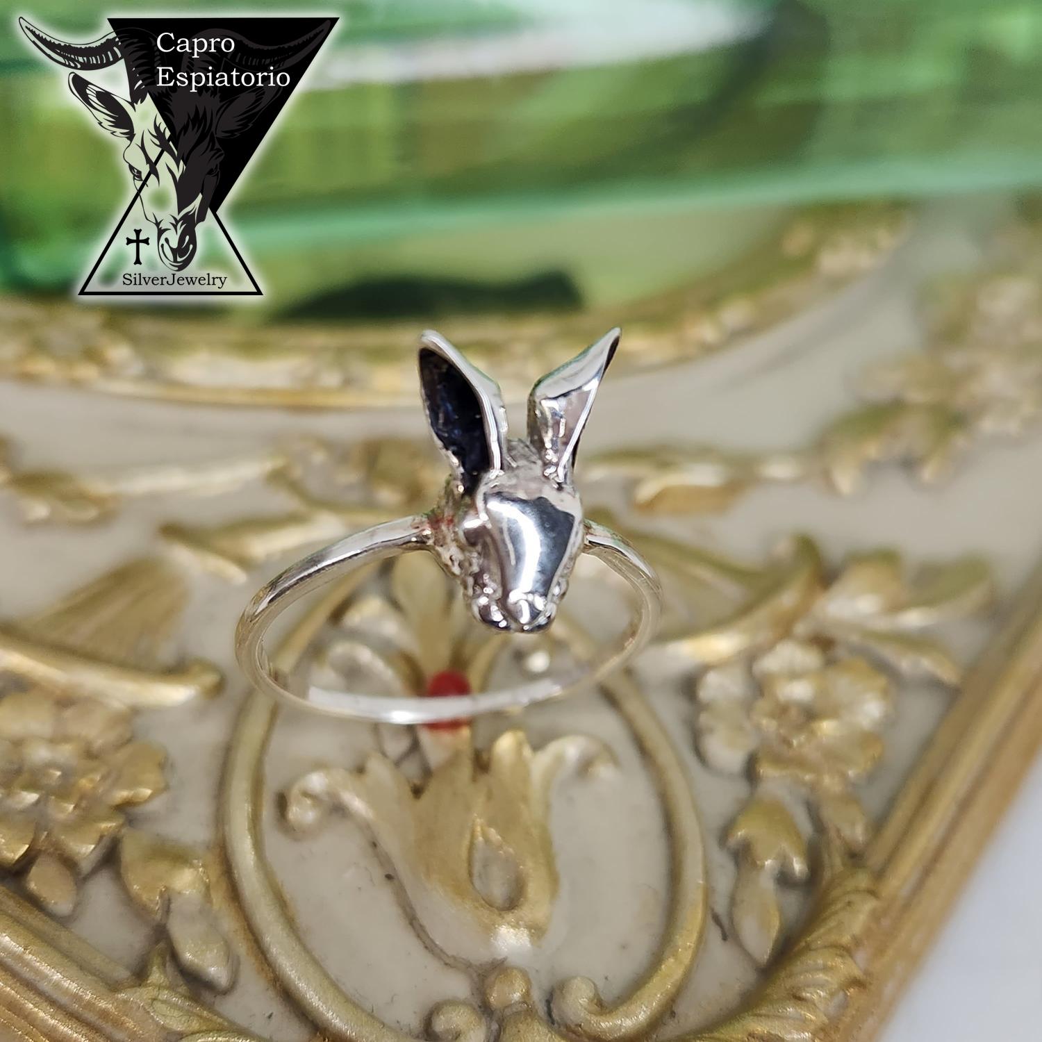 商品詳細 ブランド Capro Espiatorio/カプロ・エスピアートリオ 商品説明 ※こちらの商品は受注制作となります。お届けに3週間〜1ヶ月前後頂きますのでご了承下さい。 ※受注制作品につきましてはご注文後のキャンセル、商品の返品・...