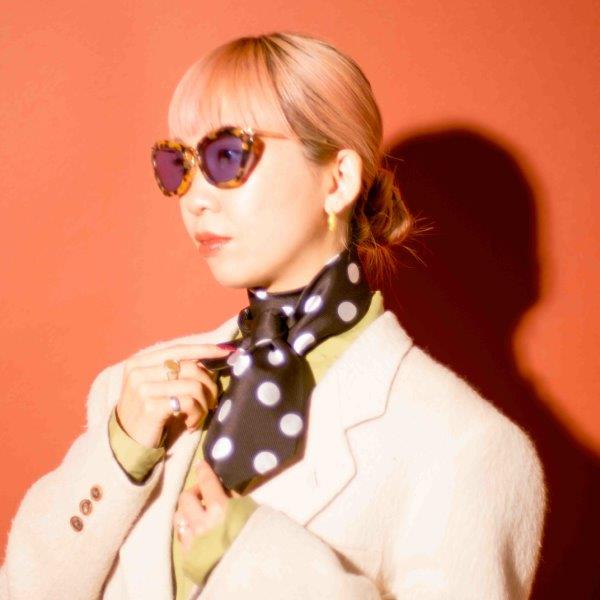 自分だけのジャストサイズを見つけてほしい、というメッセージを込めた2024AW TIE COLLECTION「JUST SIZE」アイテム。モノトーンカラーのドットのネクタイは、太さが3種類。それぞれでドットのサイズも違います。あなただけの...