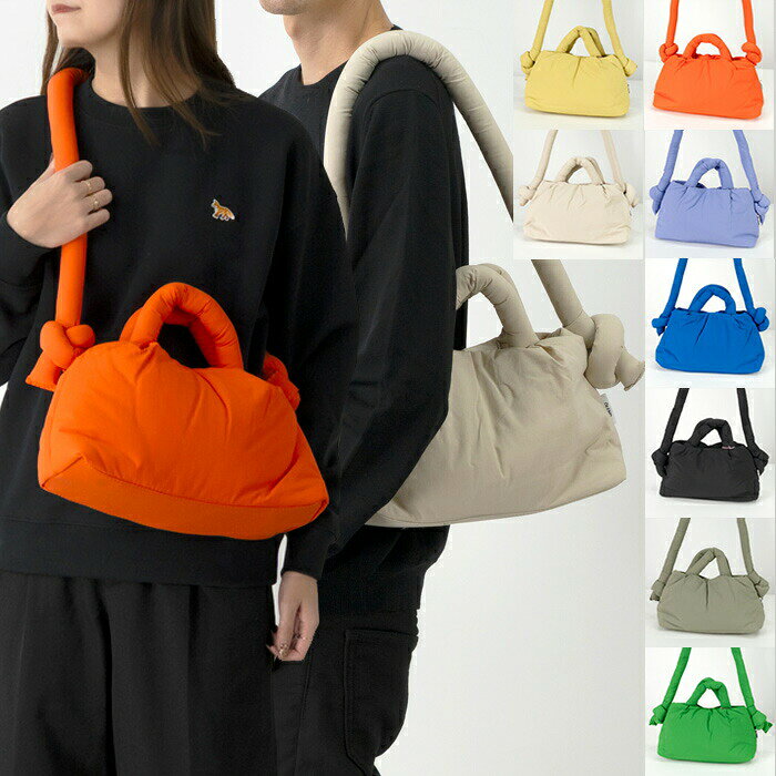 商品詳細 アイテム説明 ・ブランドのベストセラー「Ona Soft Bag」のMiniサイズのパフバッグ ・撥水ライトナイロン素材を使用 ・無段階で調整ができるショルダーストラップを結びかえて、斜め掛けバッグ、ハンドバッグの2wayにアレン...