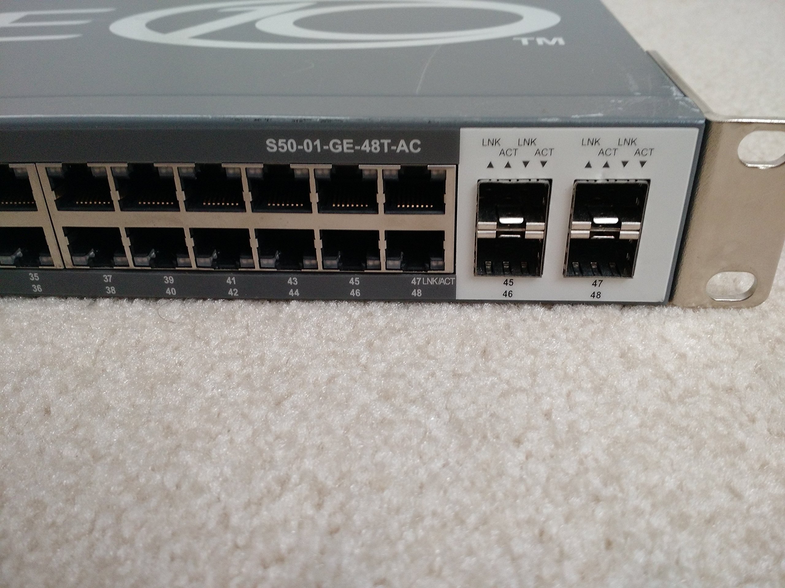 Force10 Networks S50-01-GE-48T-AC Sシリーズ S50N 48ポート データセンタースイッチ