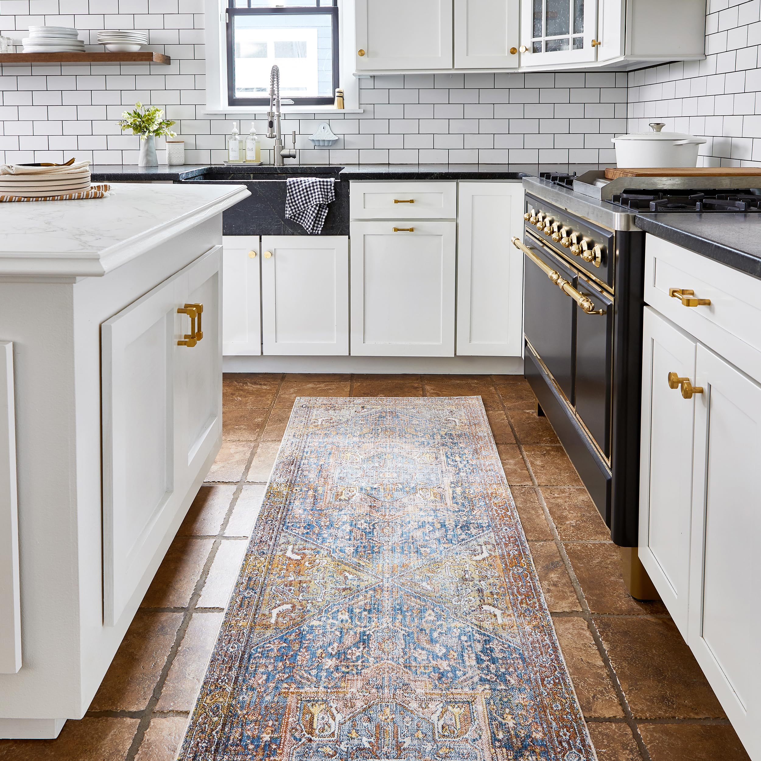 nuLOOM Vintage Ehtel Medallion Area Rug 5' x 7' 9 Rust