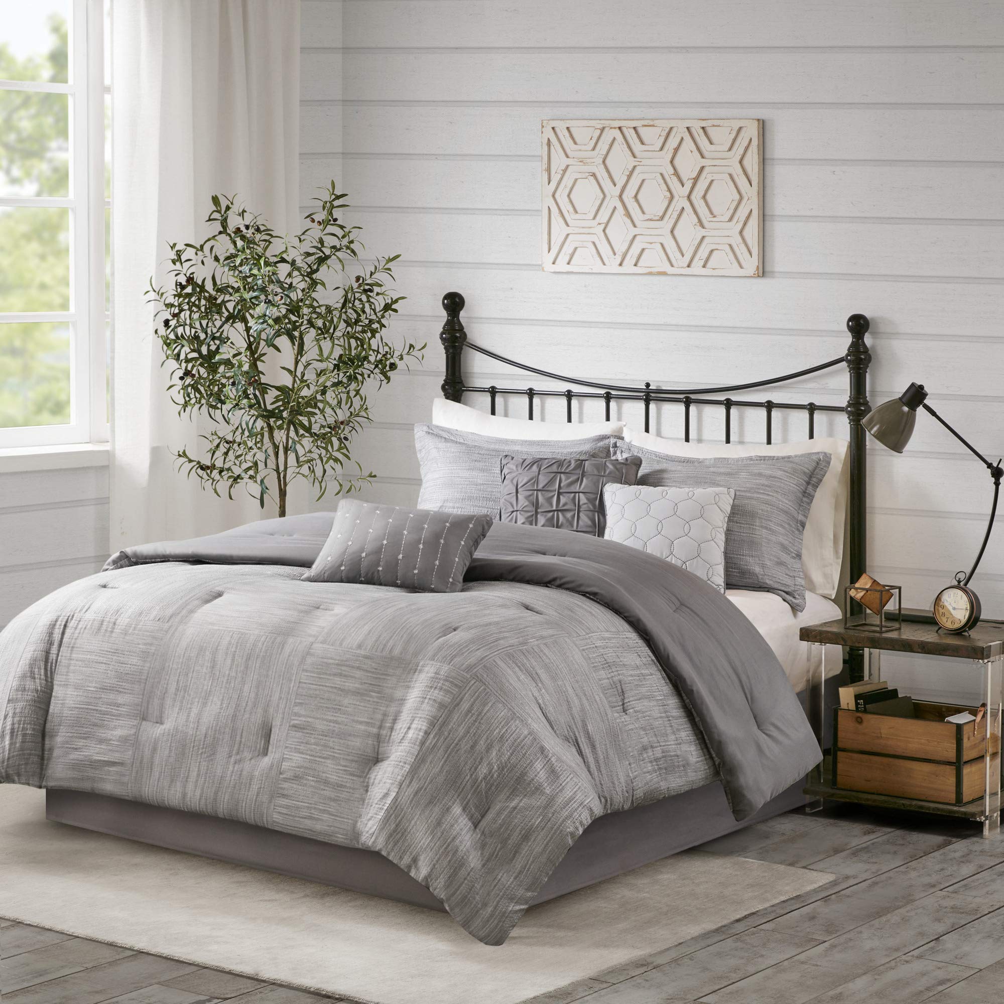 Madison Park Walter Microfiber Comforter Seersucker Print Modern Luxe All Season Down Alternative B