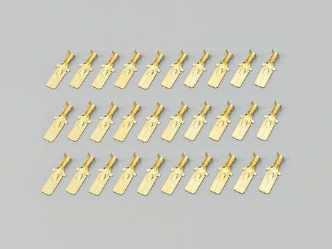 【DAYTONA(デイトナ)】 70792 【ポスト投函便】H4バルブ用コネクター端子305 (オス)品番70792カラーゴールドサイズタイプ説明・カラー：ゴールド・端子（オス）30個備考注意事項商品の詳細な情報については、メーカーサイトで...