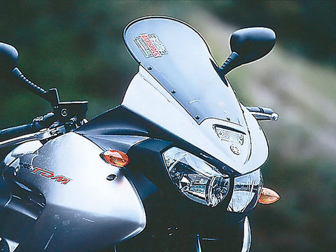 【DAYTONA(デイトナ)】 90135 GIVIエアロダイナミックススクリーン TDM900用 D132S DSシリーズ品番90135カラーセミスモークサイズH410×W325mmタイプDSシリーズ説明■TDM900（'02〜'13）■...
