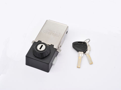 【DAYTONA(デイトナ)】 91660 GIVI Z4822SXMR OBK 左側用ロックセット【品番】91660【カラー】【サイズ】【タイプ】Z4822SXMR【説明】OBK48/37L（左側） 補修パーツ。【備考】【注意事項】商品の...