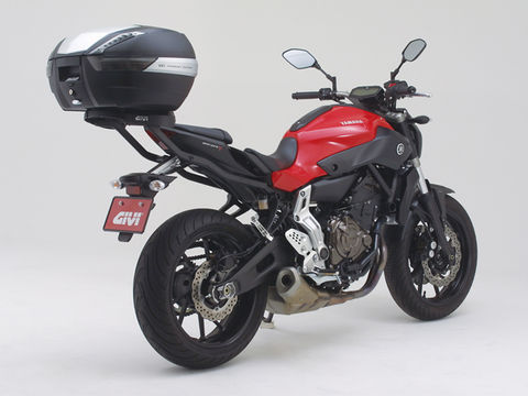 【DAYTONA(デイトナ)】 92367 GIVI 2118FZ モノラック用フィッティング【品番】92367【カラー】【サイズ】【タイプ】シングル（トップケース1個取り付け）【説明】適応車種にGIVIトップケースを装着するために必要。ベ...