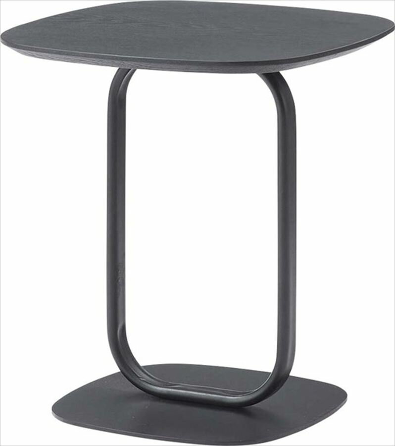 脚の抜け感が美しいテーブル 落ち着いた雰囲気とスタイリッシュさを兼ね備えた、サイドテーブルとリビングテーブル。サイドテーブルと組み合わせて使えば、ネストテーブルとしてお使いいただけます。デザイン性の高い脚が、モダンでセンスの良い空間を演出し...