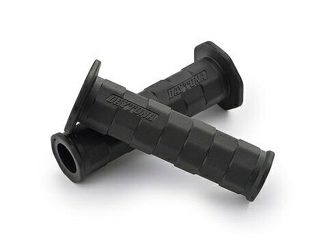 【DAYTONA(デイトナ)】 15588 GRIPPY GRIP Φ25.4(インチバー)ハンドル用 GG-DI-OCTA ブラック エンド貫通品番15588ブラックサイズ-タイプエンド貫通説明ボルト・ナットを組み合わせたような八角形を組...