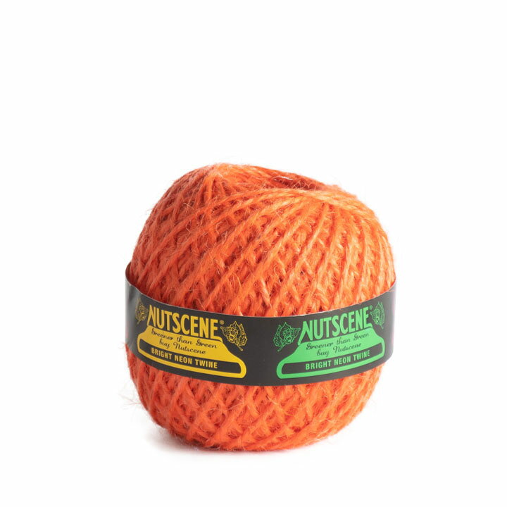 　商品SPEC サイズ：直径約8.5cm 麻ひもの重さ：約60g（目安…おおよそ60m） 麻ひもの太さ：約1.3mm前後（ばらつきがあります） ※ply…麻ひもを編んでいる本数です。2plyは、2本編み、3plyは3本編みです。 ラッピング...