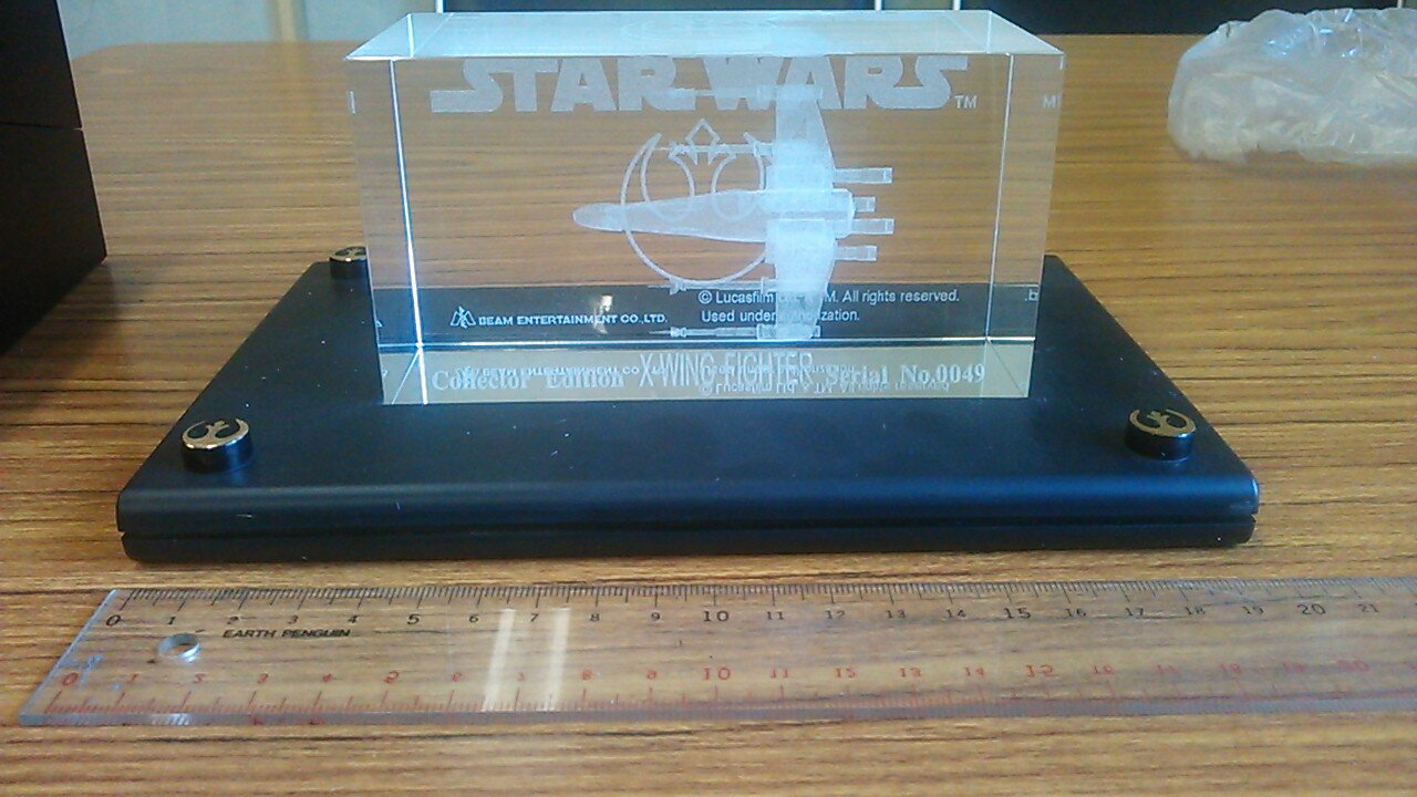 展示品につき、少々傷アり シリアルナンバー：49 幅13cm、高さ7cm、奥行き6cm MADE　IN　ISRALE