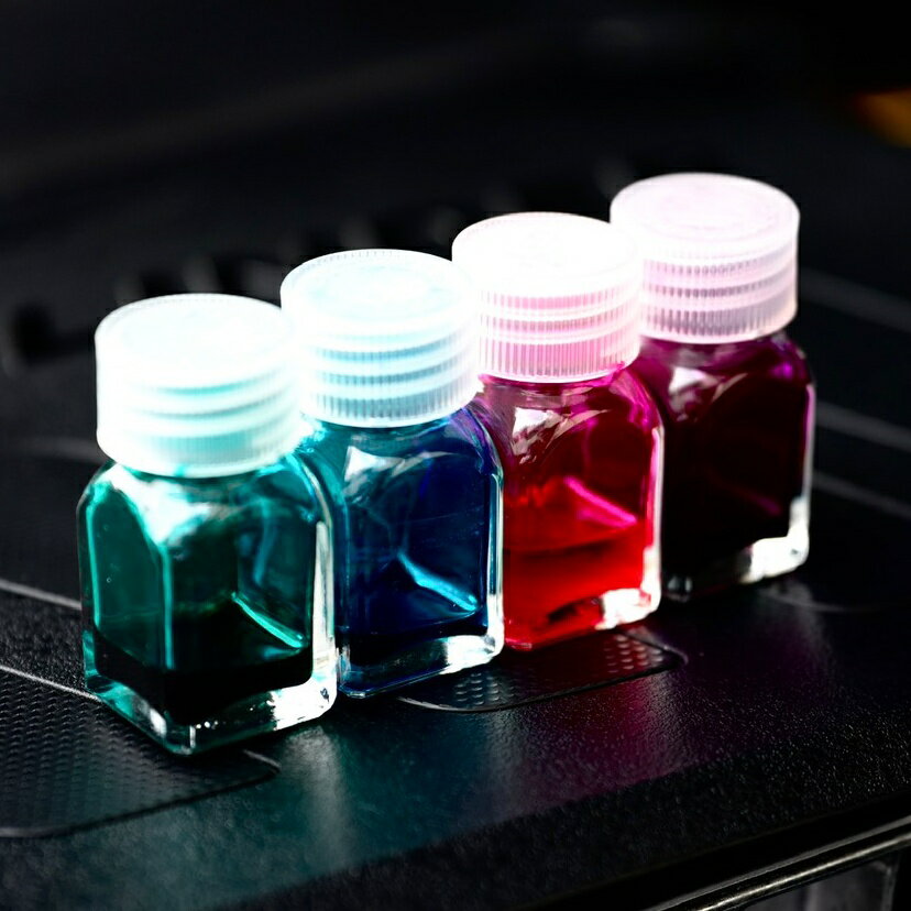 商品説明メーカー名GOLD'S FACTORY 内容量10ml 製造国日本GOLD'S FACTORY トランスルーセントカラー。 ゴルフクラブ用半透明の塗料。 ベイビーブルー、ブラック、ブルー、ブラウン、ライムグリーン、グリーン、カッパー...