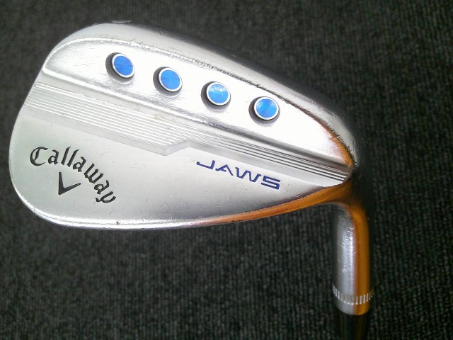 ■ 商品詳細 ■ 種別 ウェッジ メーカー キャロウェイ モデル JAWS Chrome 50S-10 シャフト NSPRO950GHneo(JP) フレックス S ロフト 50 本数 1 番手 50 長さ 35.5 クラブ重量 445 バ...
