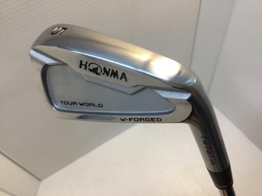 タイプ男性用利き手右利き商品コード2100392691829クラブ種別アイアンセットメーカー名本間ゴルフ商品名TOUR　WORLD　TW737Vs　7S発売年2016シャフトNS　PRO　MODUS3　TOUR105シャフト材質メーカーフレ...